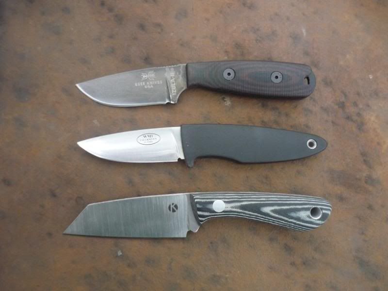 Small EDC fixed blade with decent handle ? | BladeForums.com